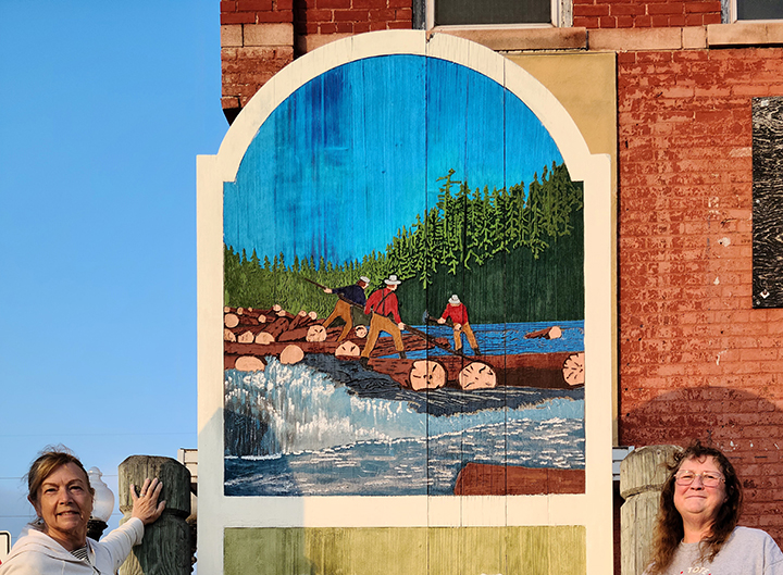 Random acts of painting | News, Sports, Jobs - The Alpena News